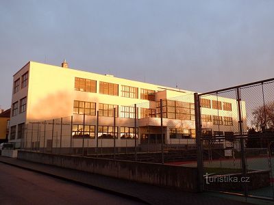 Obrázky z Brna – Funkcionalismus VII – Masarykova obecná škola ...